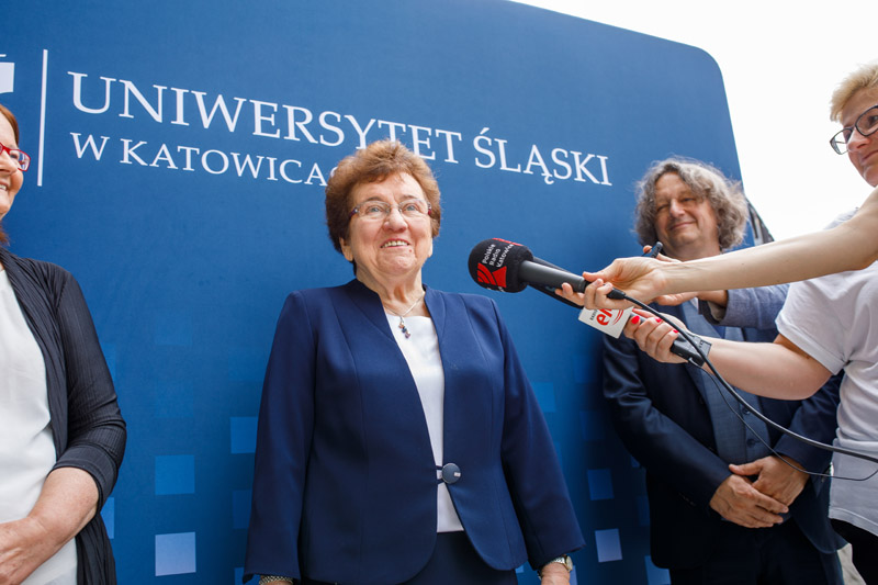 Jolanta Wadowska Kr l Holder Of USil Honorary Doctorate Degree Will